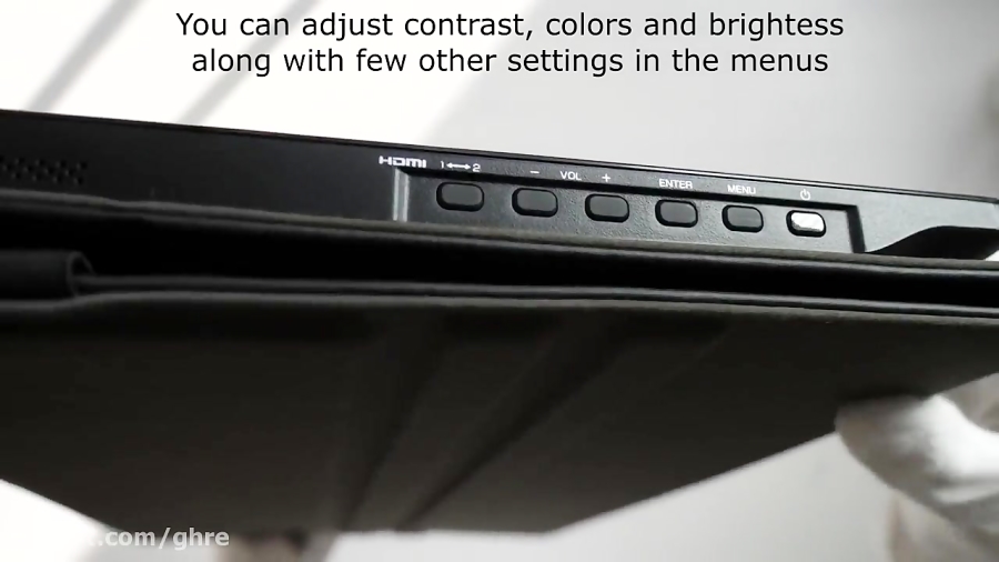 PS4 PORTABLE PRO MONITOR! Unboxing Hori Travel HD Gaming Screen (God of ...