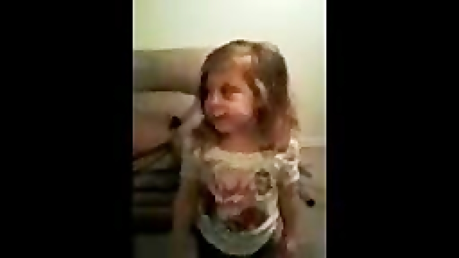قاطی کردن دختر بچه ناز