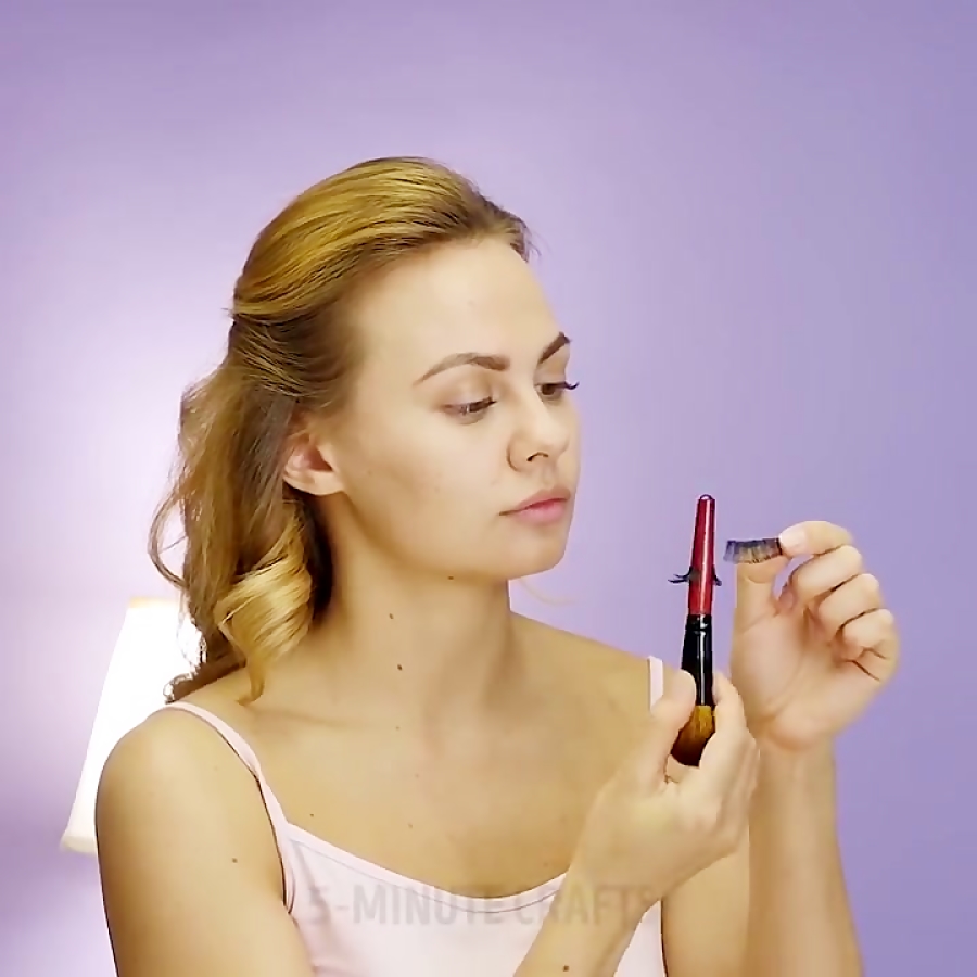 18 MUST-TRY BEAUTY HACKS