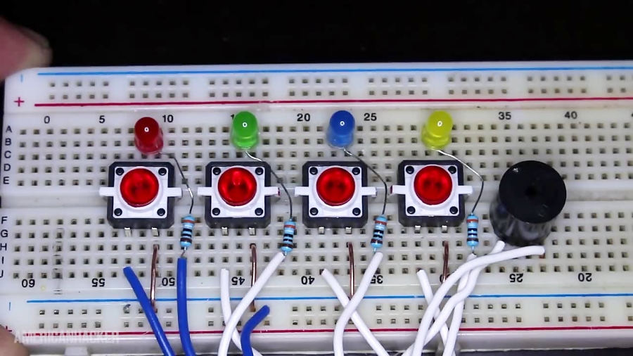 Arduino DIY Game - SIMON SAYS