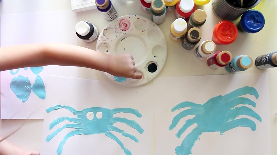 Finger Painting A Spider