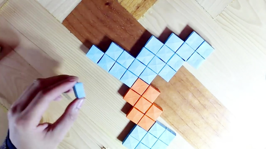 Easy Paper Minecraft Diamond sword tutorial - DIY (Henry Phạm)