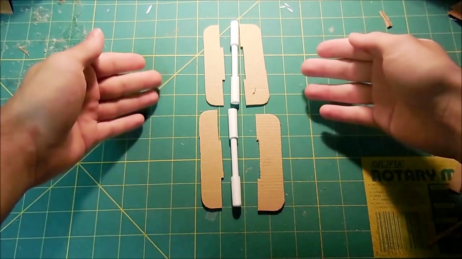 Tips and Tricks 8: How to make paper hinges