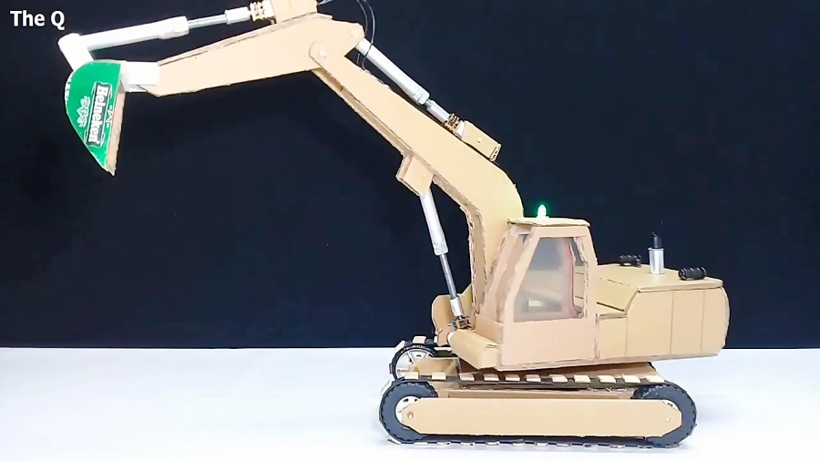 RC Excavator DIY - A Masterpiece from Cardboard! How to make a Excavator