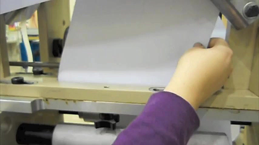 How to web a turn bar on a flexo press