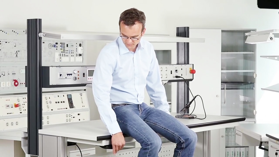 hera height adjustable electrical workstation with C-Lift-Base