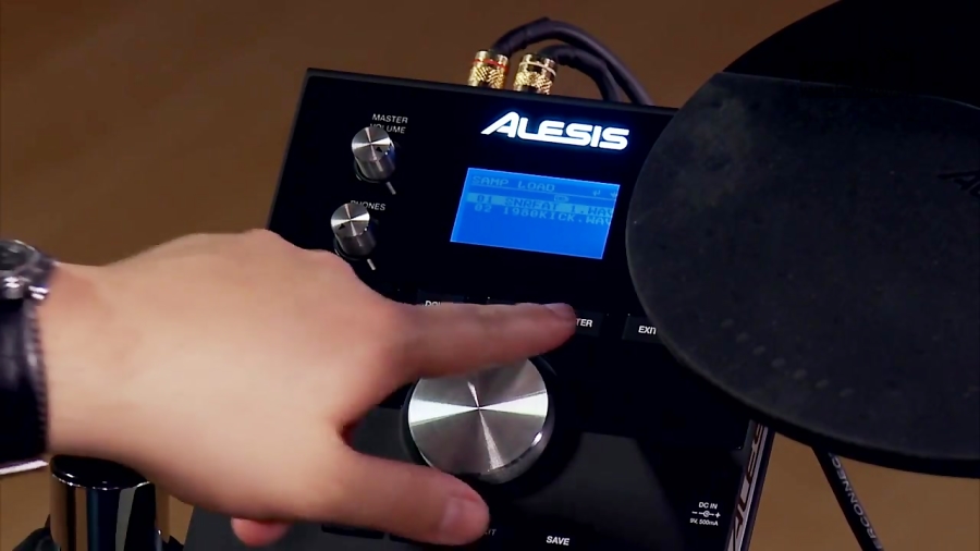 ایران درام - نوازندگی درامز الکترونیکی Alesis Forge Kit