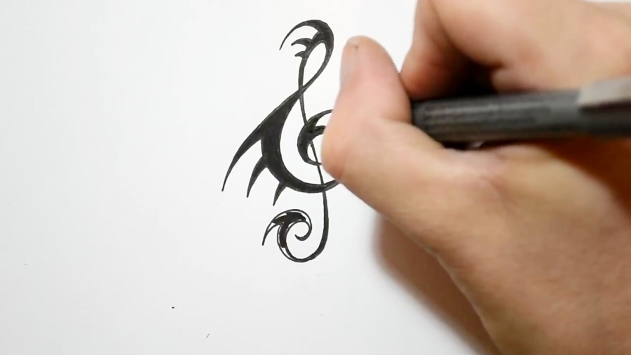 Designing a Quick Tribal Music Treble Clef Tattoo Design
