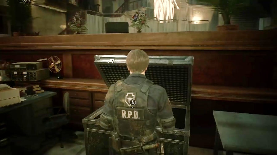 RESIDENT EVIL 2 REMAKE Walkthrough Gameplay Part 7 - MR. X (RE2 LEON)