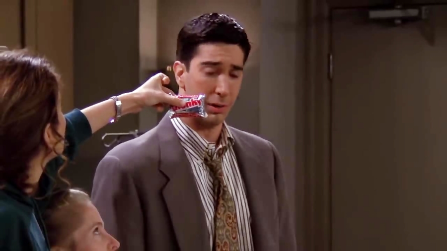 Friends - S01E23 - Ben looks like Susan (1/2)