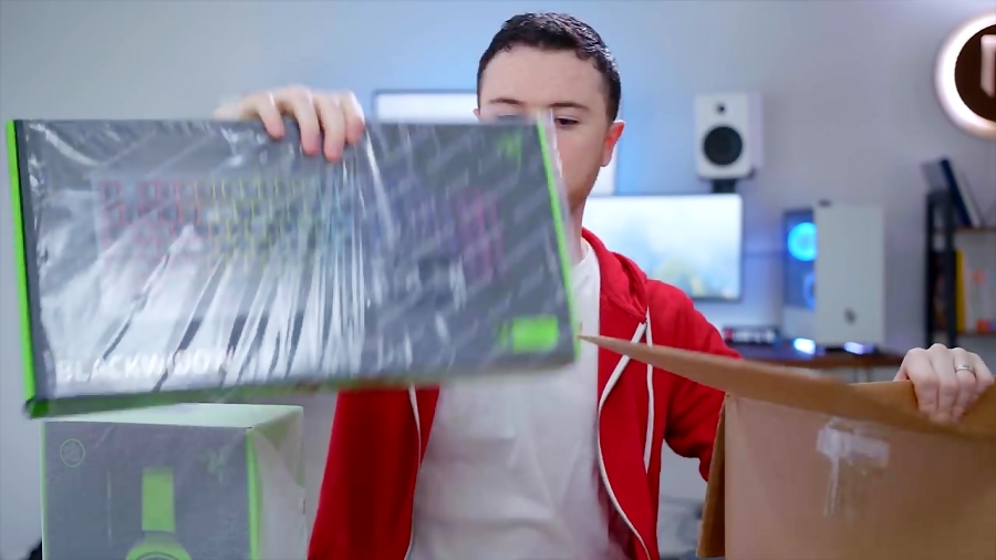 جعبه گشایی Razer's 2019 Gaming Lineup!