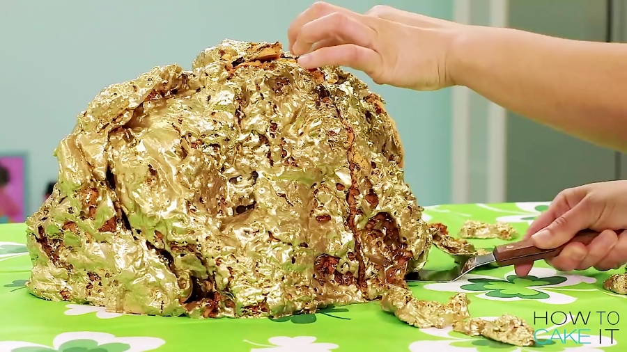 GIANT GOLD MEGA CAKE St PatrickDay Golden Nugget Dessert