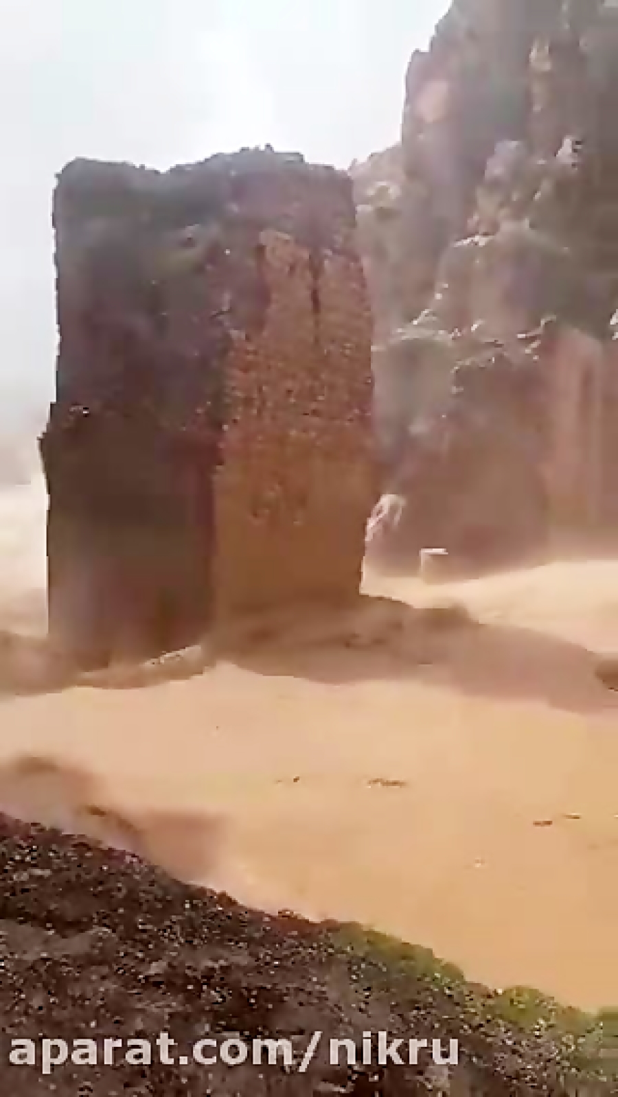 مقاومت بالای ستون های مستحکم پل تاریخی کلهر بجامانده از دوران ساسانیان