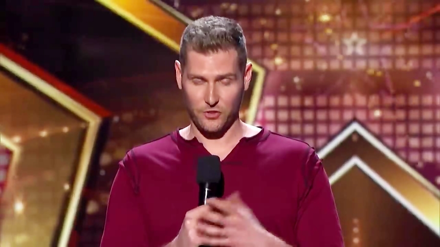 QUICK Disappearing Act on America's Got Talent | Magicians Got Talent