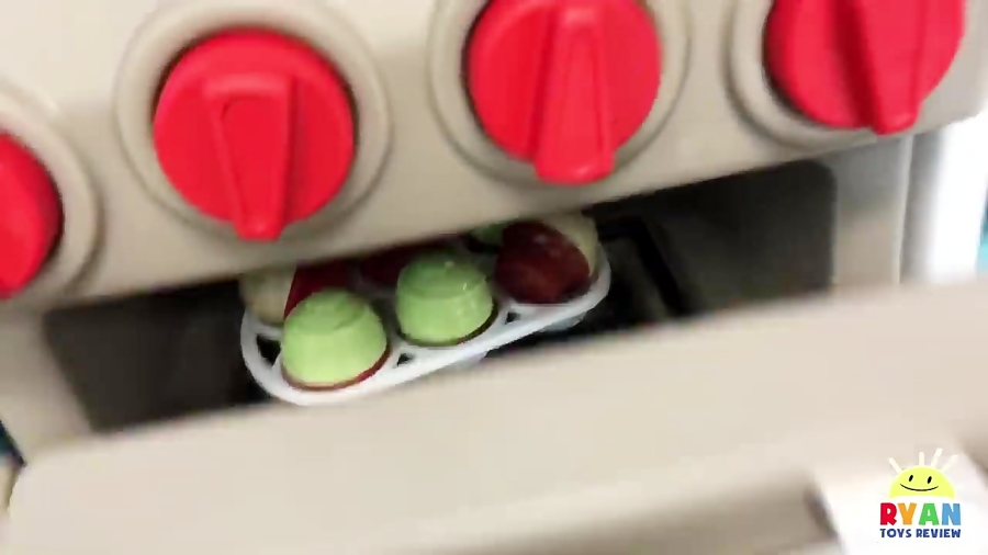 Ryan Pretend Play with Kitchen Food Toy Cooking Playset!