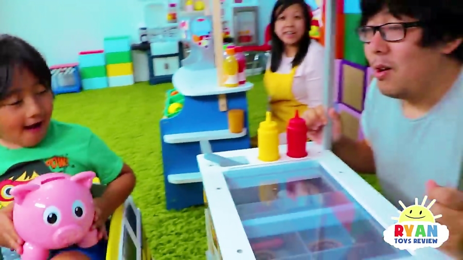 Ryan Pretend Play with Kitchen Food Toy Cooking Playset!