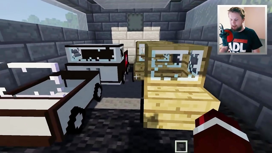 ️ How to Build Your Own CAR in Minecraft!