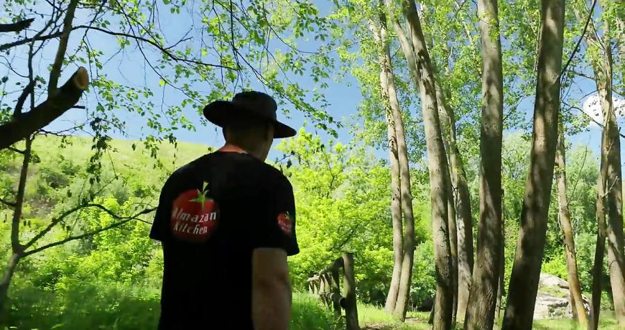 WE MADE MOST EPIC CHICKEN EVER! - DRUMSTICKS