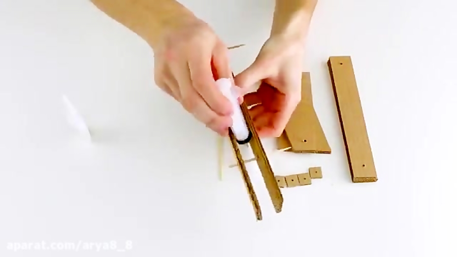 ساخت Hydraulic Powered Robotic Arm from Cardboard