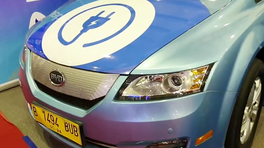 BYD E6 EV Blue Bird e-Taxi 2019 In Depth Review Indonesia #IEMS2019