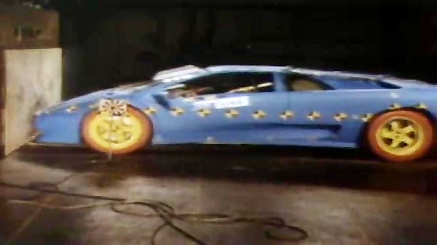 تست تصادف لامبورگینی Crash Test Lamborghini