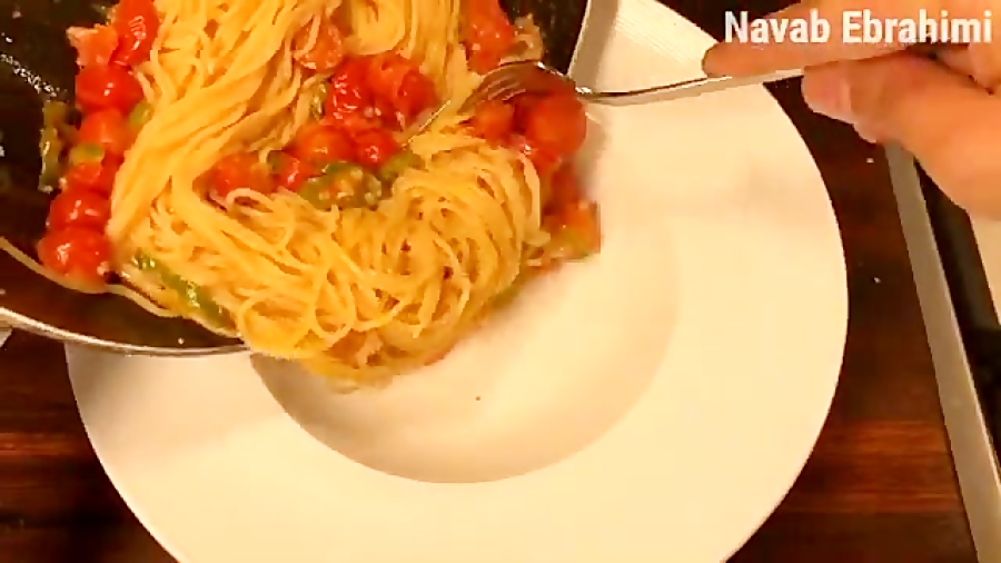 آموزش پاستا با سیر و چیلی - اسپاگتی