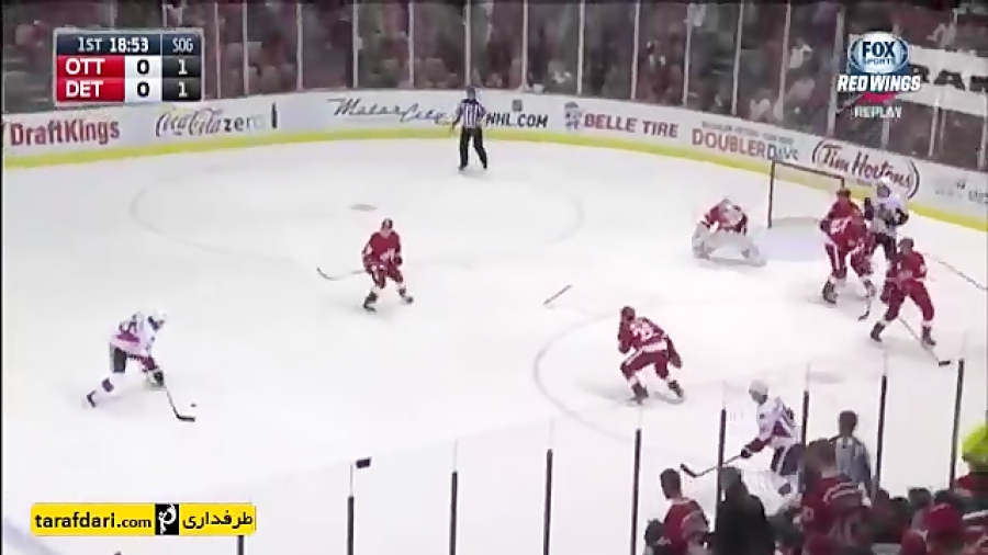 مصدومیت شدید از ناحیه ی صورت در یک مسابقه ی هاكی روی یخ