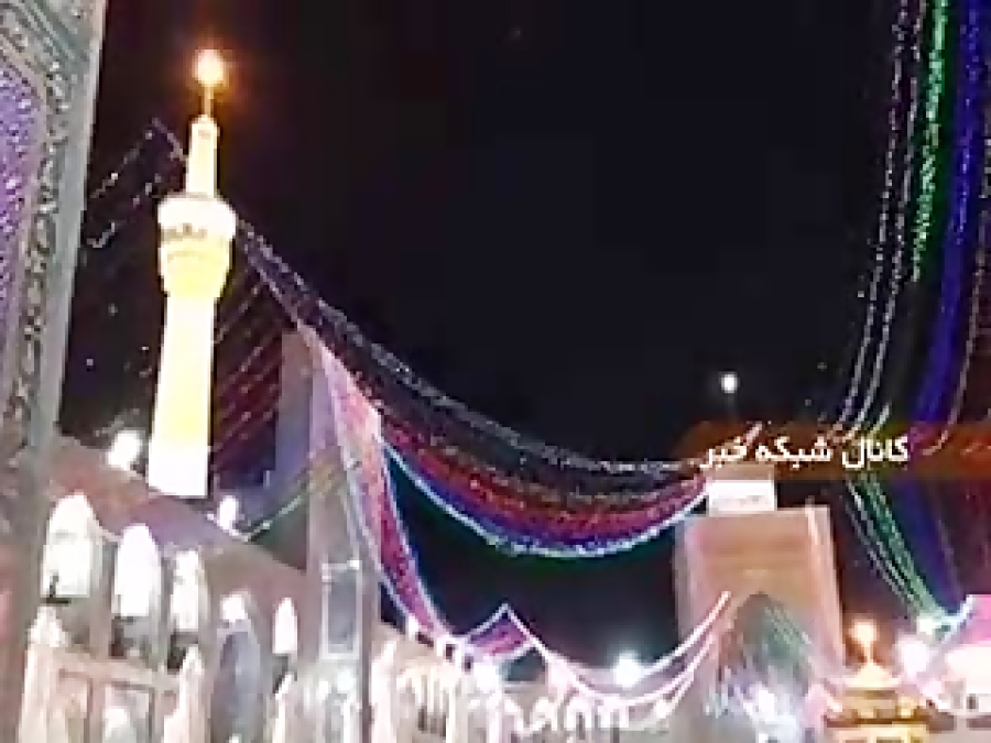 نواختن نقاره شادی در حرم مطهر رضوی به مناسبت میلاد امام کاظم علیه السلام.
