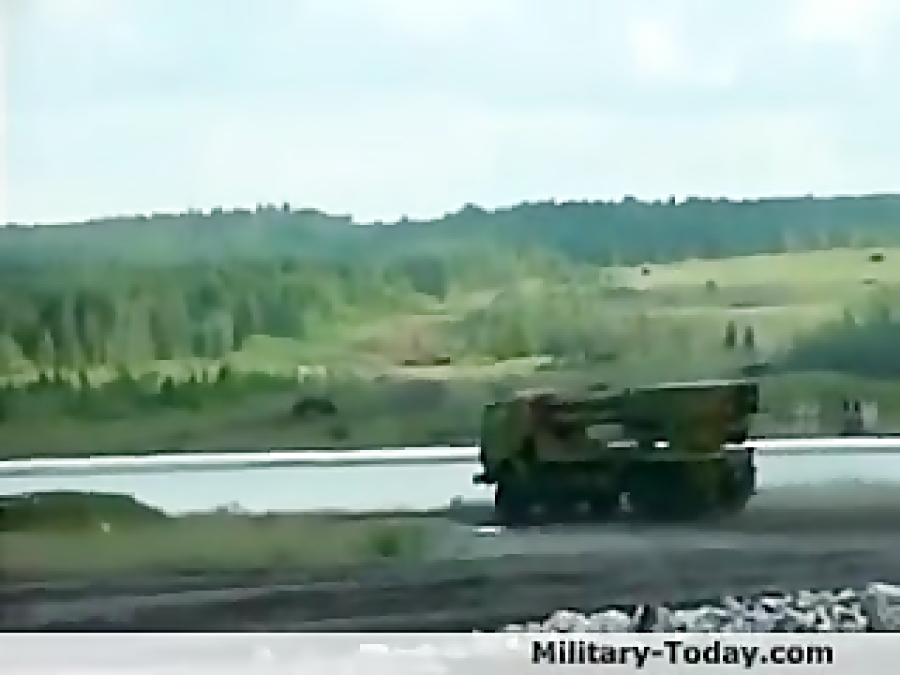 سیستم راکت انداز 9A52-4 Tornado