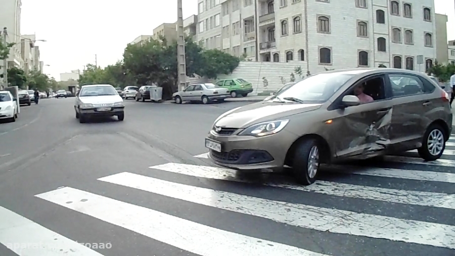 تصادف پراید با MVM 315H در تهران