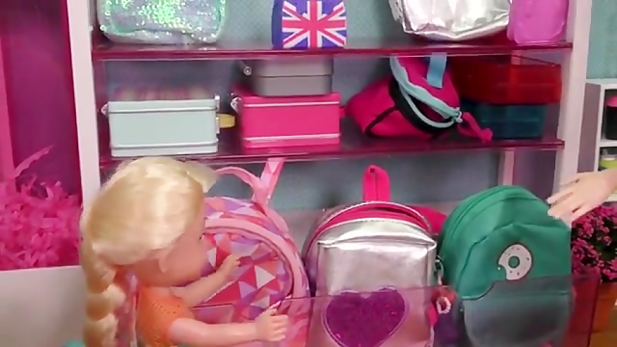 کارتون جدید کودکان نوپا السا و آنا لوازم مدرسه را از فروشگاه می خرند ...