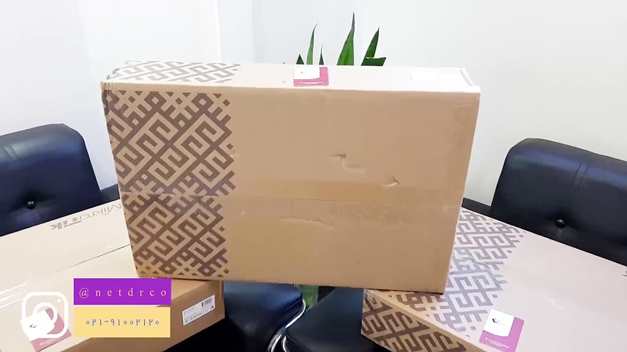 قیمت و خرید سوئیچ روتر CRS328-24P-4S RM میکروتیک