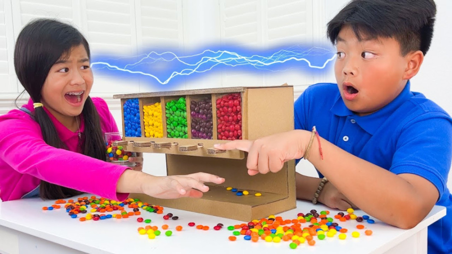 برنامه کودک جانی و الکس ، شیرینی ها و آب نبات های مضر ، بانوان سرگرمی کودک