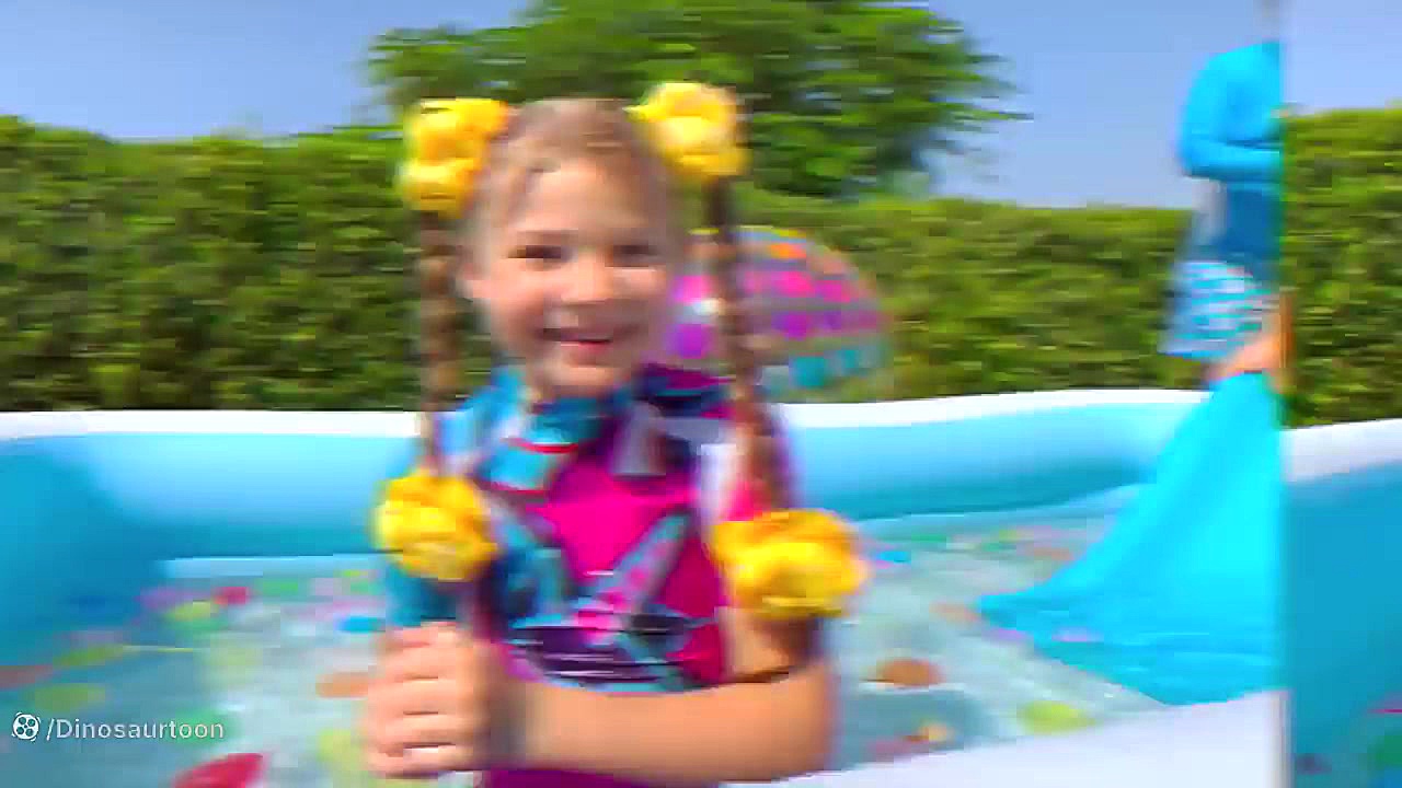 Diana and Roma Water Balloons PlayDate with Baby Oliver