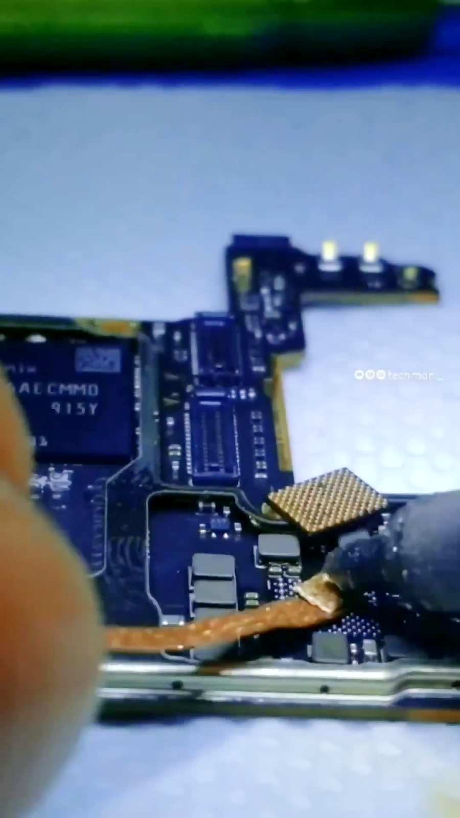 ریبال و شابلن ic