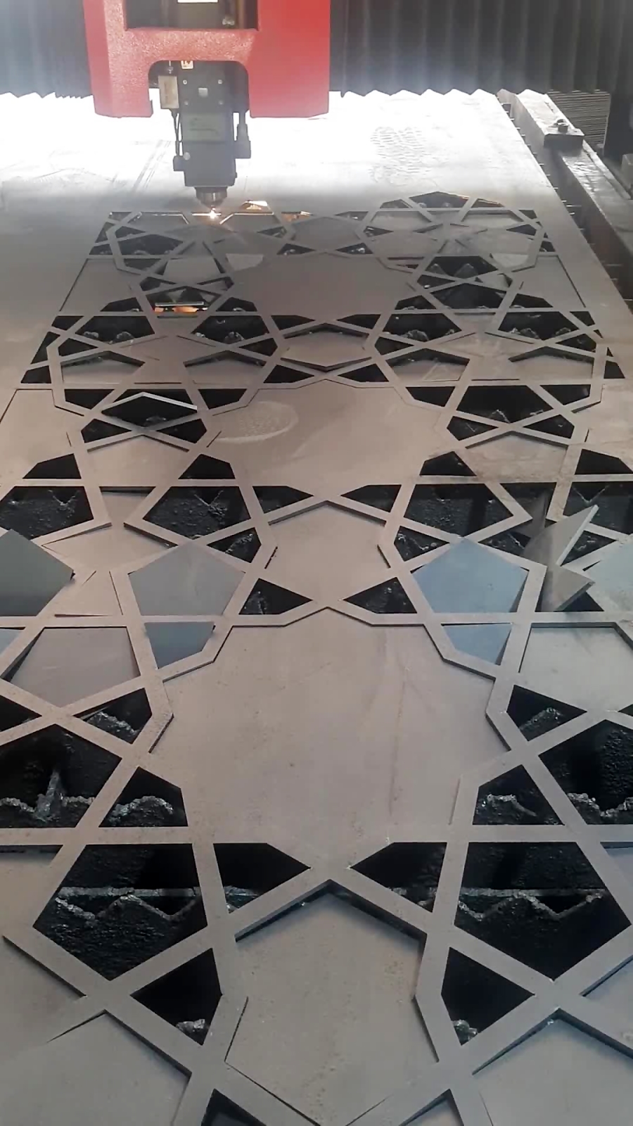 آهن تعاون تامین/برش لیزر ورق /خم سی ان سی ۰۲۱۶۶۶۷۰۵۰۰/۰۹۱۲۷۱۴۱۱۶۱