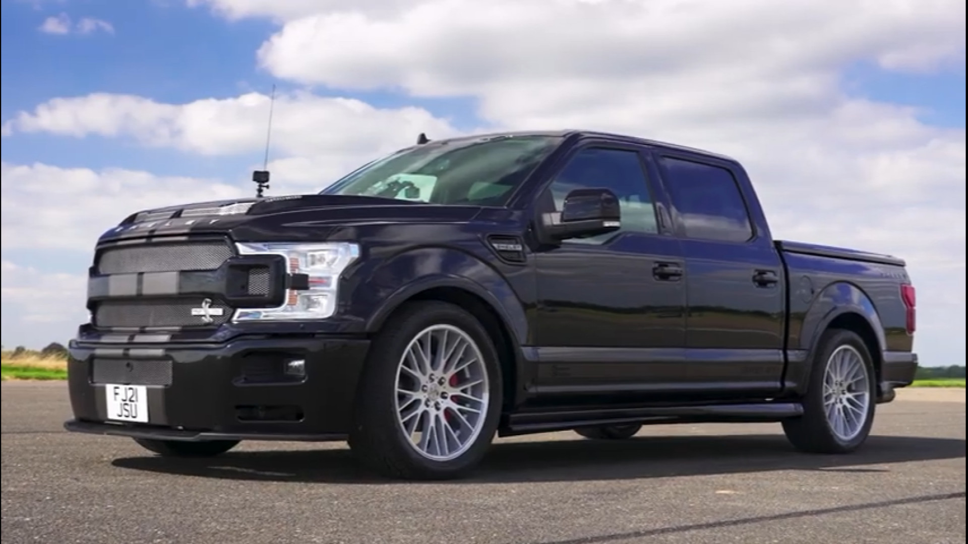 770hp Shelby F150 در مقابل Monster Race Truck_ DRAG RACE