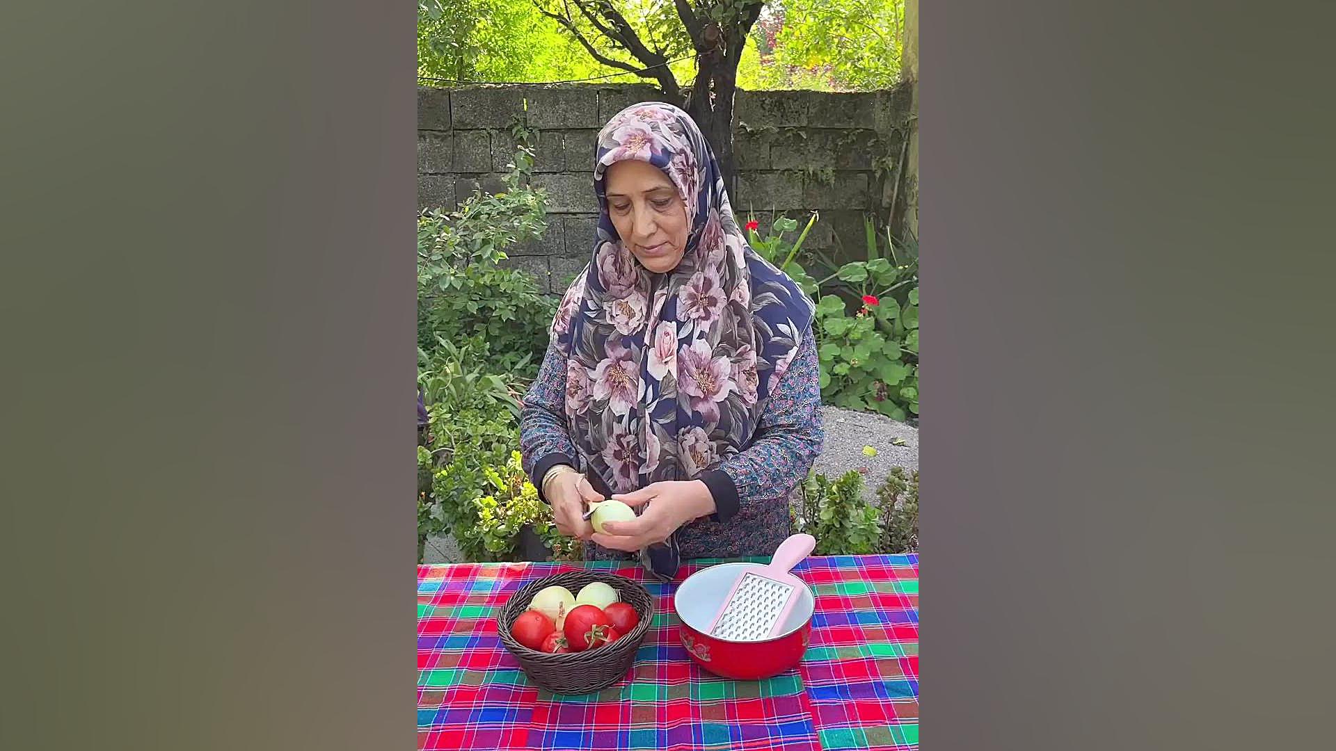 آشپزی به سبک شکوفه بانو