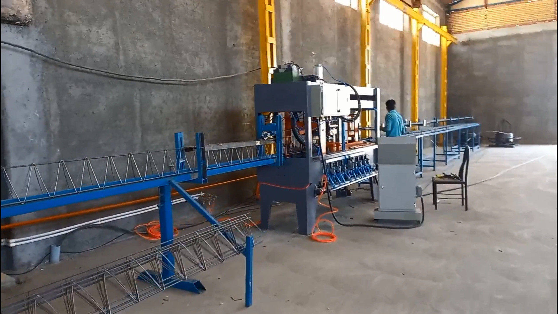 بررسی مقاومت روغن نمای هیدرولیک تولید شرکت ژاو صنعت ترک