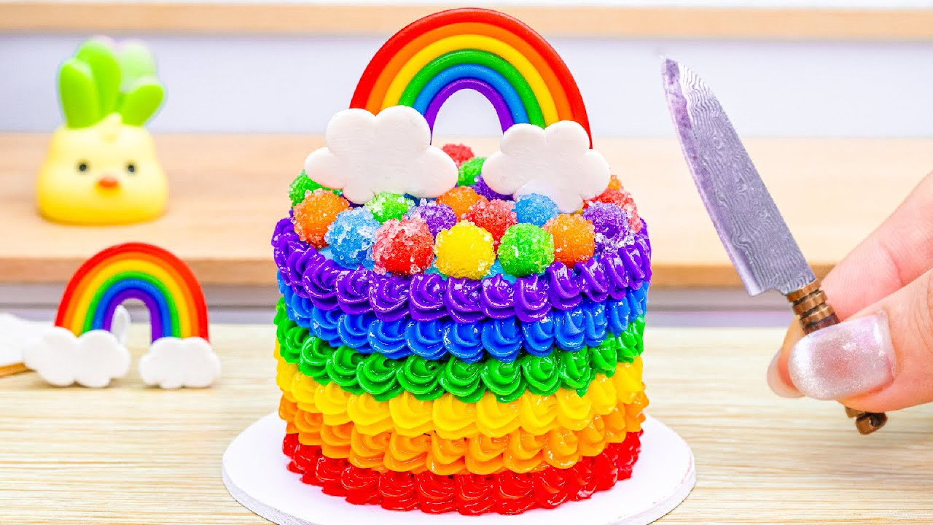 Colorful Rainbow Cake1000 Miniature Cute Clouds Decorating Rainbow Cake Ide