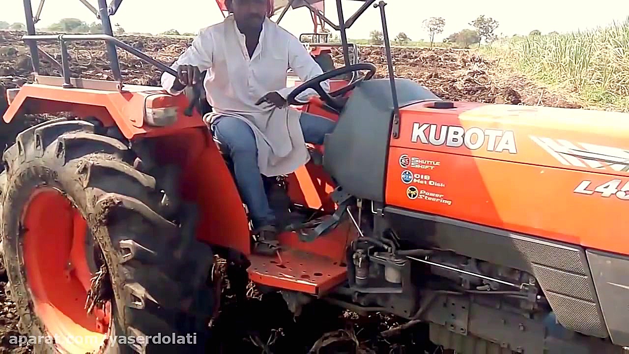 L .O. L Kubota 45HP L4508 Fell In Demo Only 1Mb plough Can't pull. HD