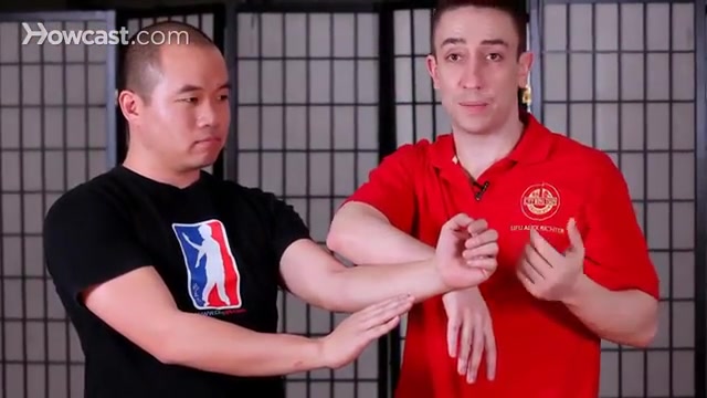 How to Do a Bong Sao-Lap Da - Wing Chun - وینگ چون