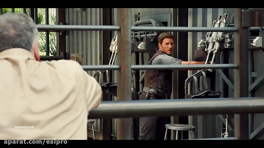 Jurassic World (2015) Movie Clip | Owen Rescues A Worker - The Raptors ...