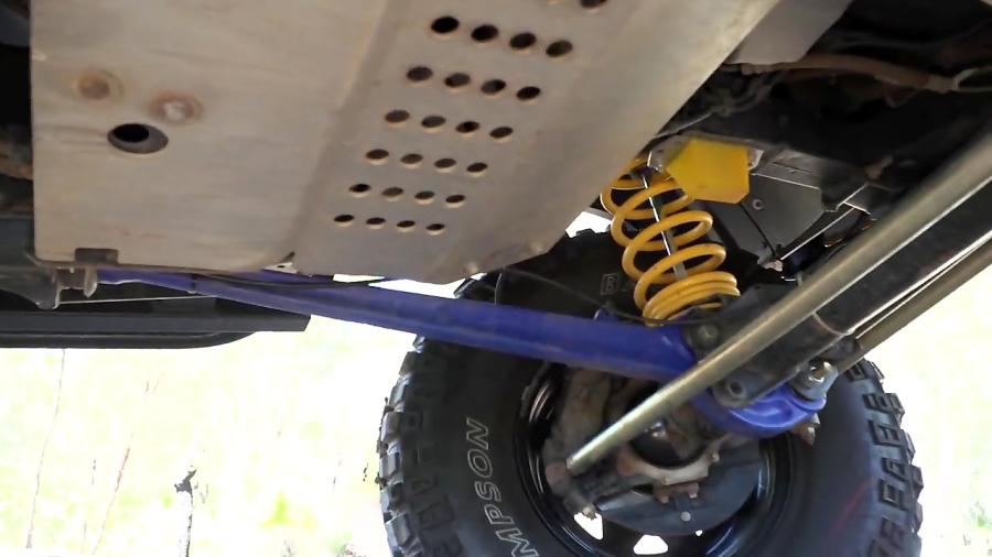 Land Rover Defender 130, modified Episode 36